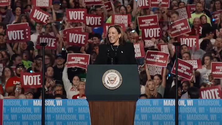 Kamala Harris Rallies a Packed Alliant Energy Center